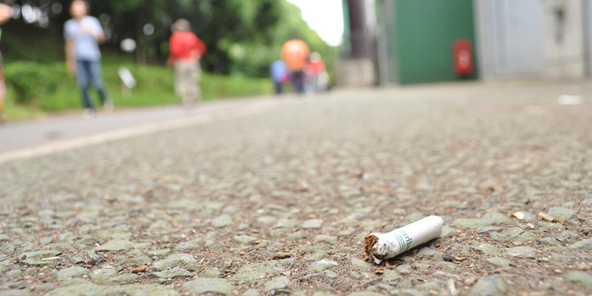 えっ、タバコのポイ捨てで逮捕されるってホント？ 「廃棄物処理法」の出番 - 弁護士ドットコム