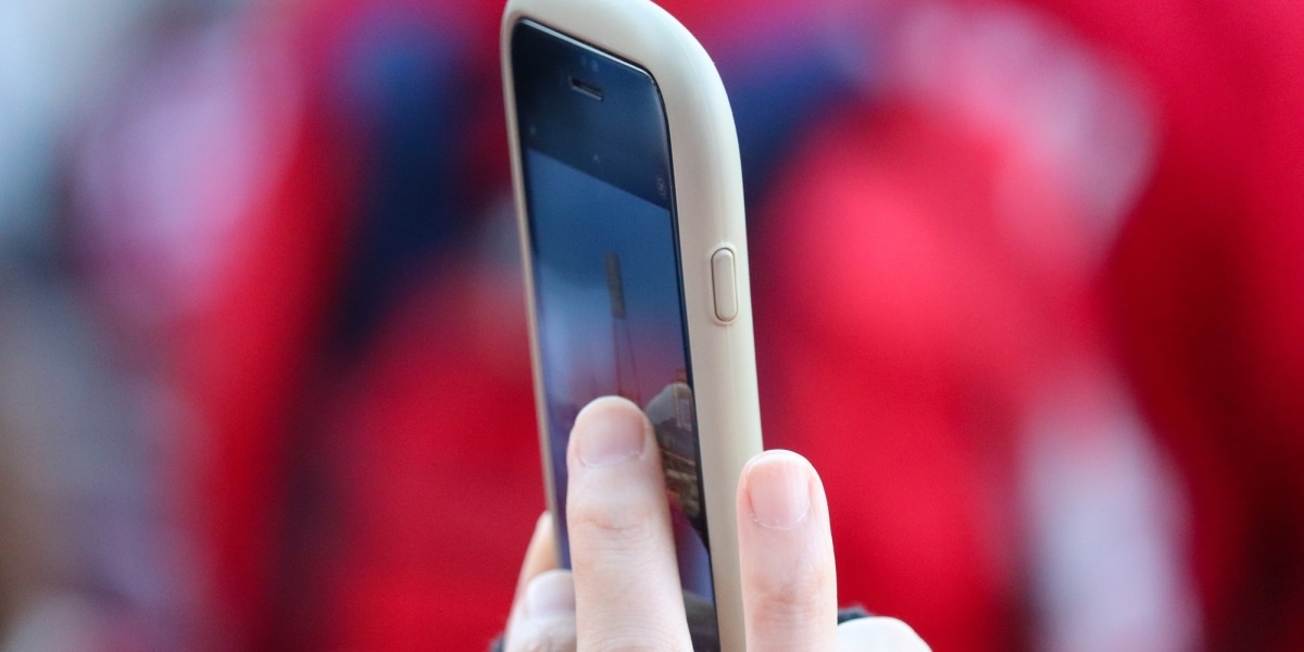 プロ野球観戦、SNS投稿の制限は「ファンの楽しみ奪う」、NPB新ルールが物議…黙認のMLBは「公式コンテンツ」も充実 - 弁護士ドットコム