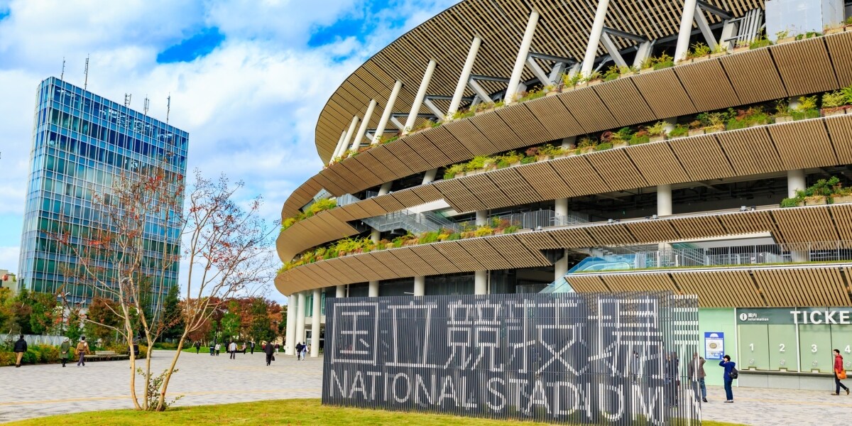 電動キックボード「LUUP」の「交通違反」目撃続出 運営会社は「見つけたら警察に通報を」 - 弁護士ドットコム